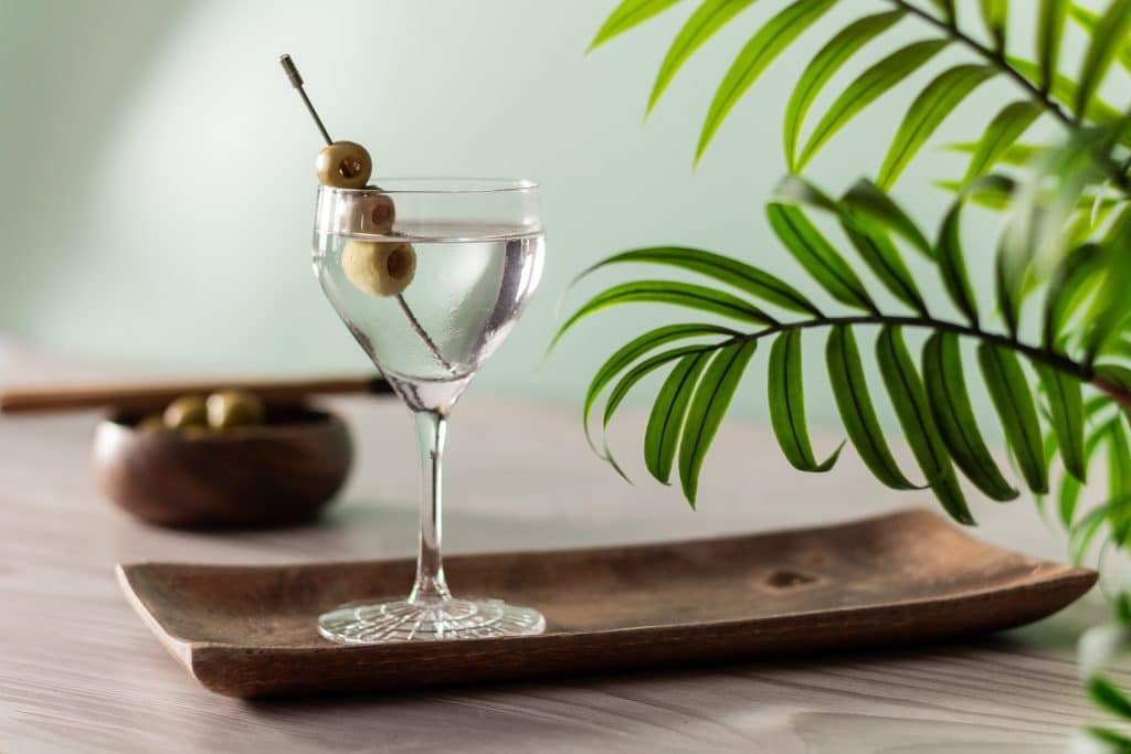 Saline Solution for Cocktails – How to Make and Use it