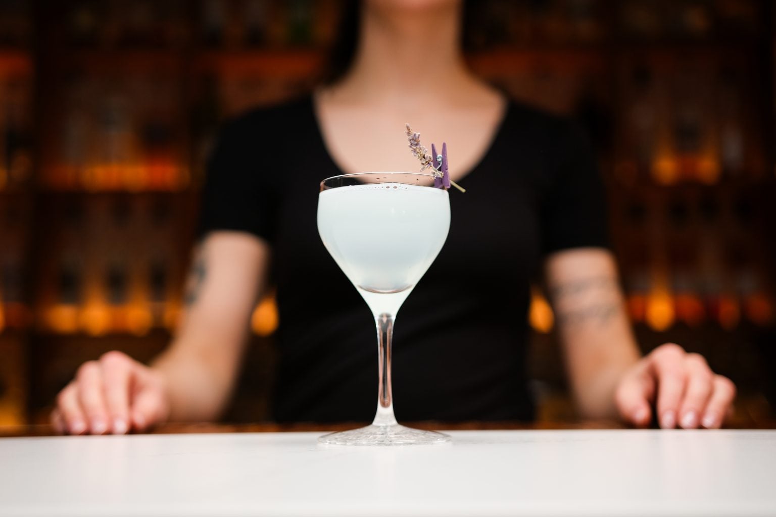 Guide to Cocktail Garnishes – Types and How To Make
