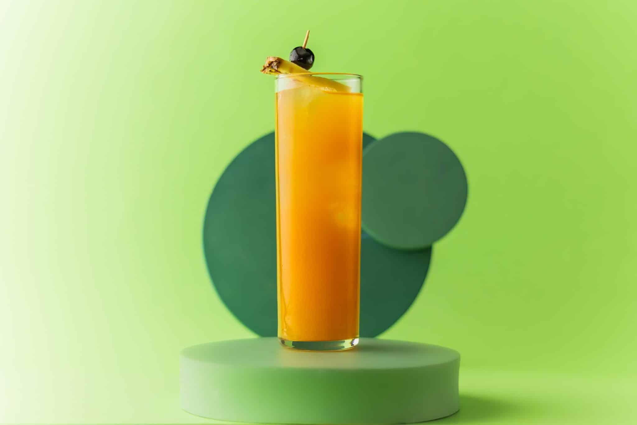 Planter's Punch Cocktail recipe by DrinksWorld