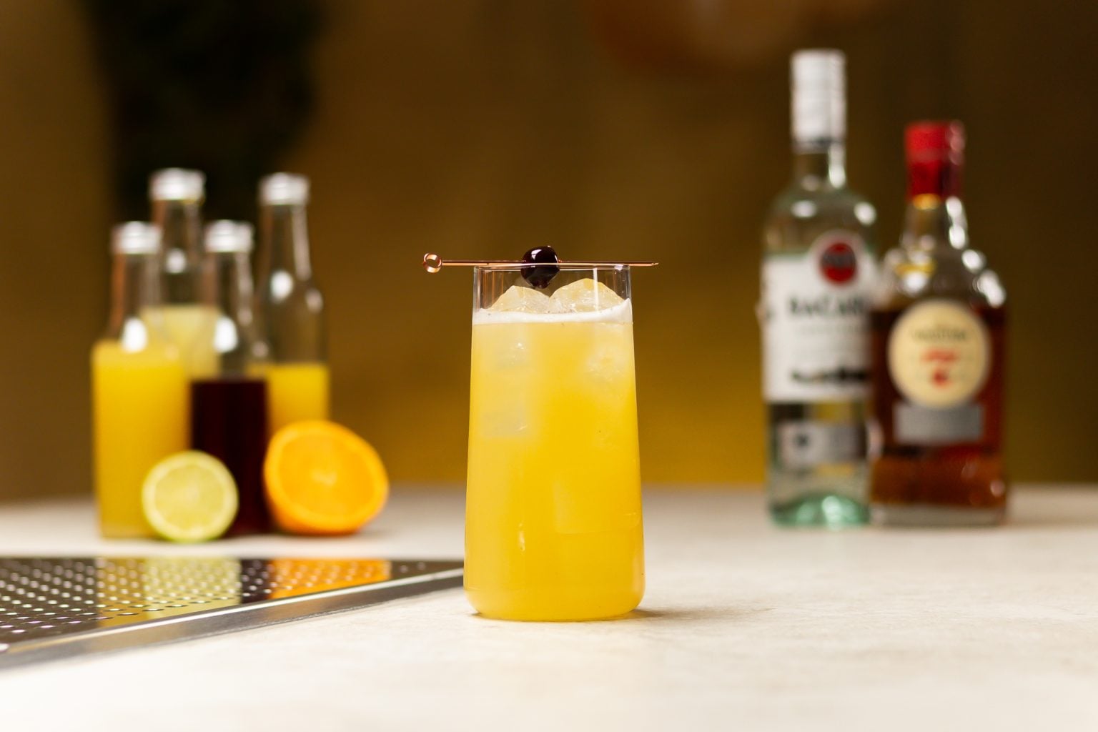 White Rum Cocktails - Simple Light or Silver Rum Drinks - DrinksWorld