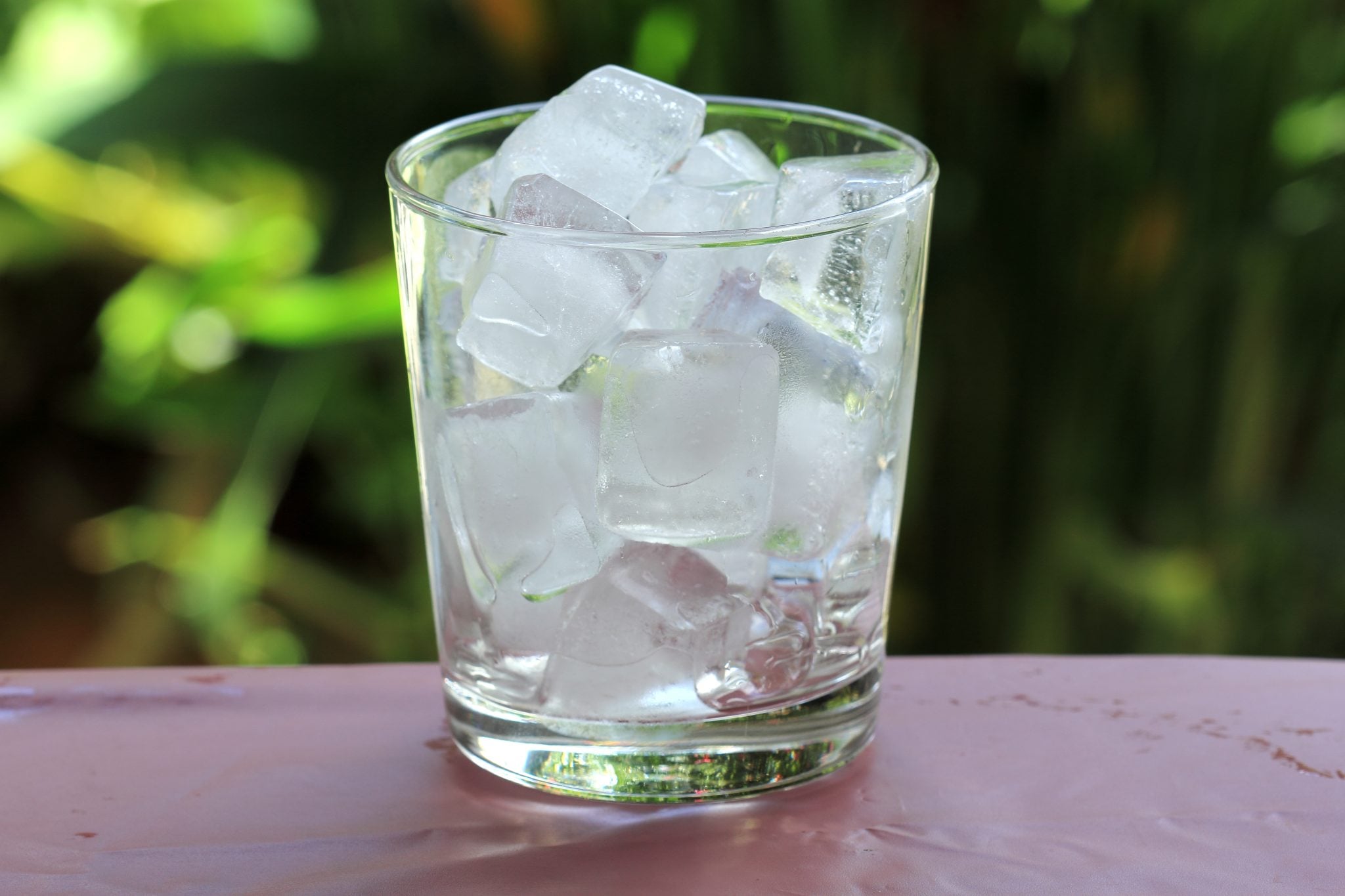 Types of Ice for Drinks And Cocktails
