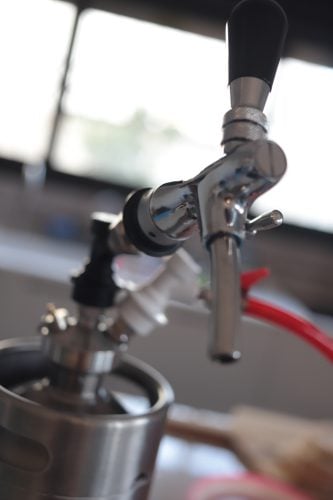 How to Keg a Cocktail: Guide for Delicious Drinks on Tap