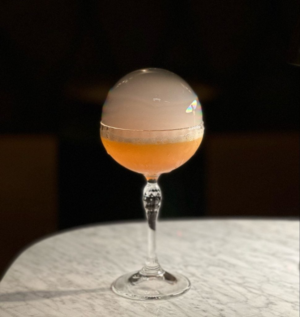 Newly-Opened Stolen Moon Brings Cozy Cocktail Culture to Paris ...