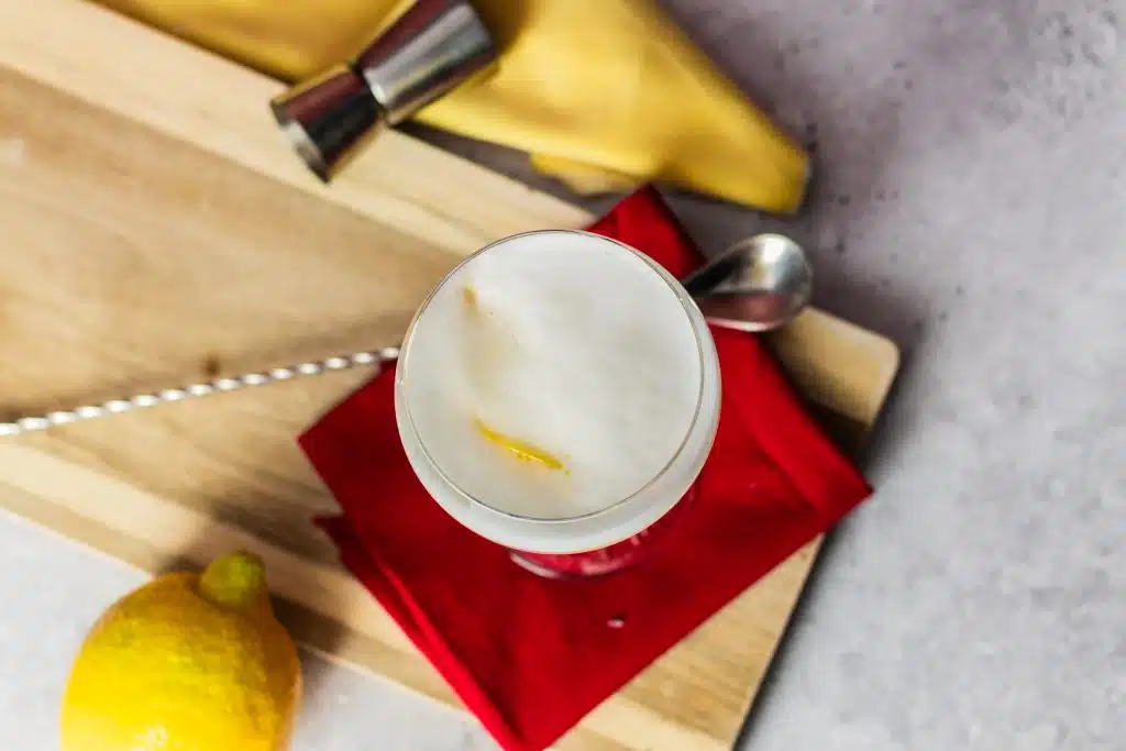 White Lady Cocktail Recipe by DrinksWorld